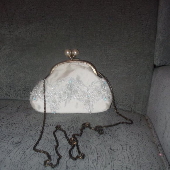 Lynnie B. Bags' | Bags | Vintage Embellished With Sequins Purse | Poshmark